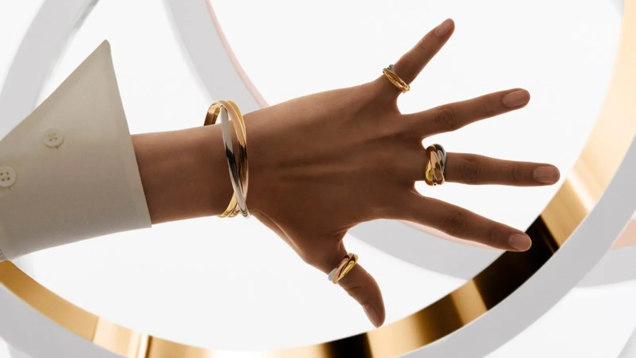 Cartier Trinity: history and secrets of the emblematic jewel