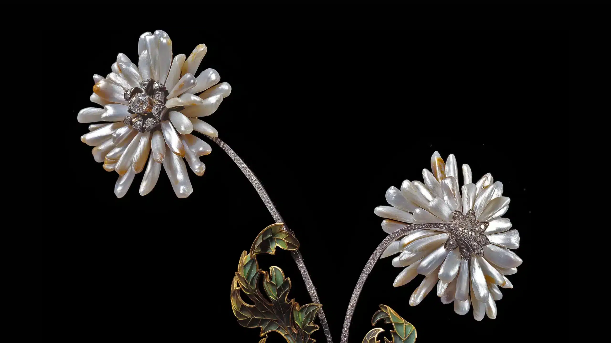 Exhibition: “Paris, City of Pearls” | Collectissim